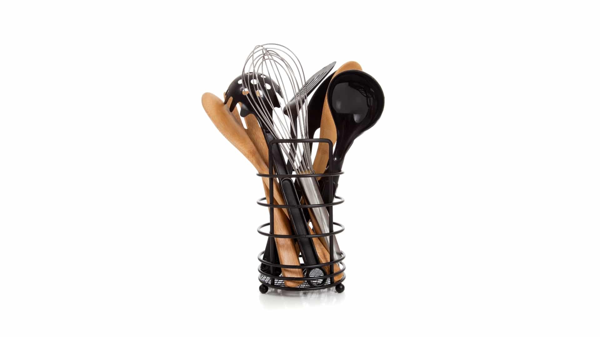 Types of Kitchen Utensils Set By Composition and Material