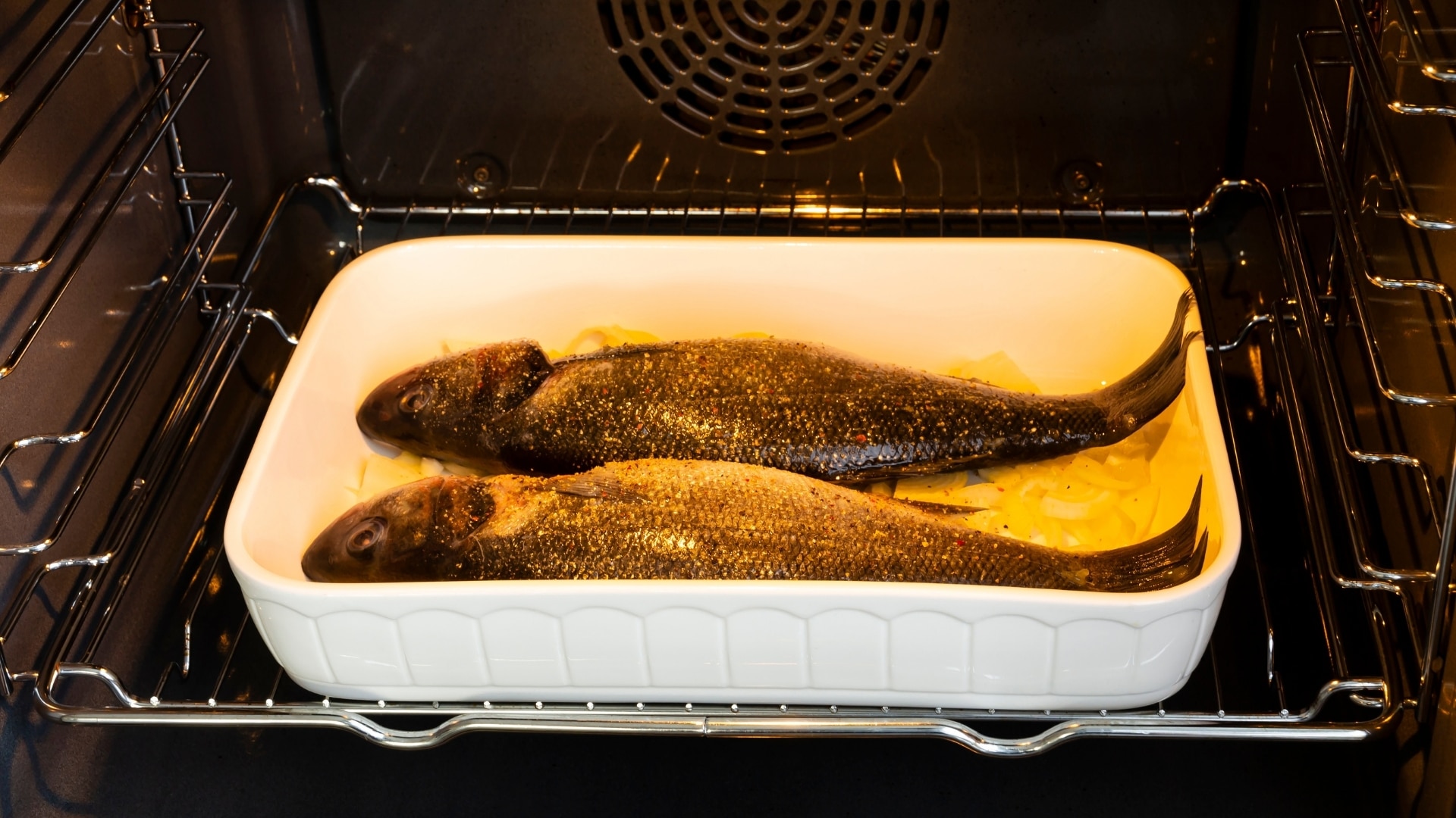 Types of Ceramic Cookware for The Oven