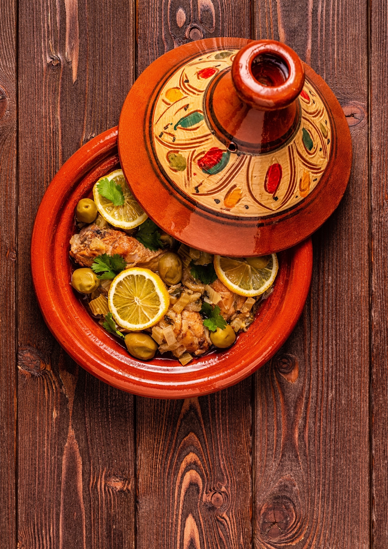 Types of Ceramic Cookware for The Oven