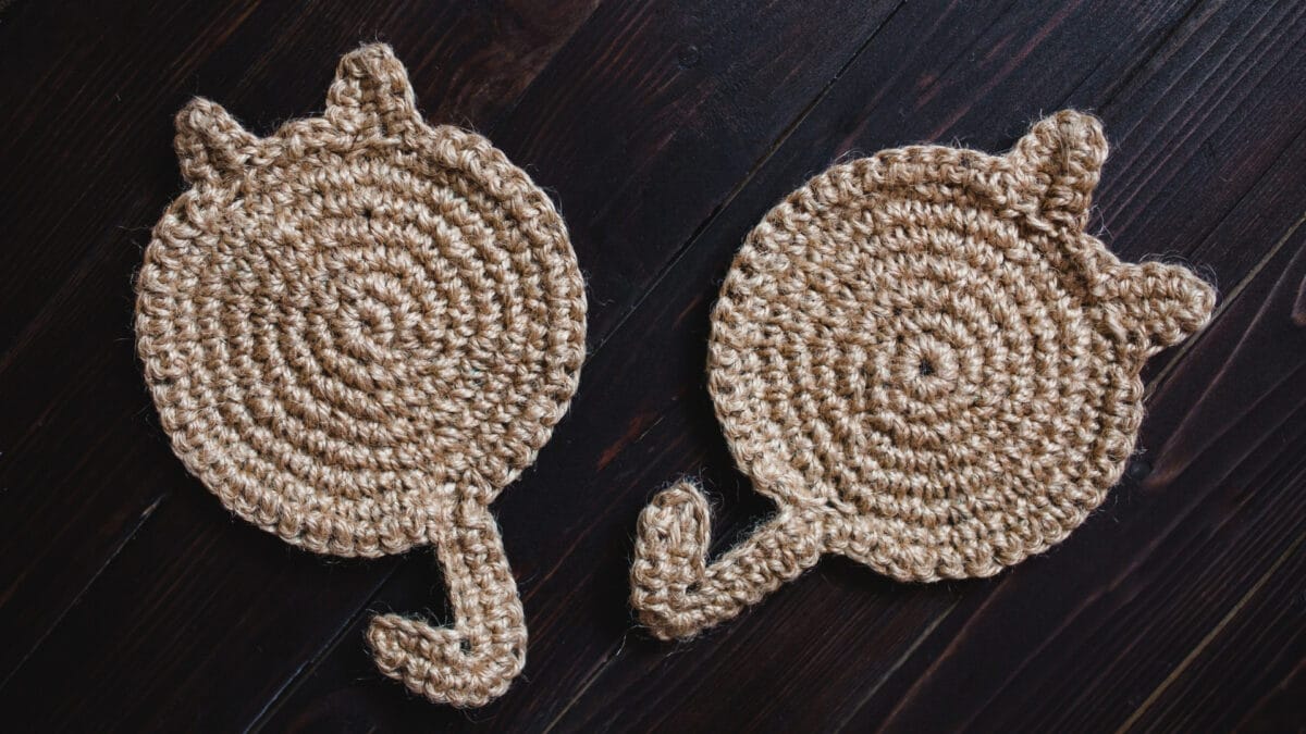 Types of Coasters for Hot Dishes by Purpose and Materials